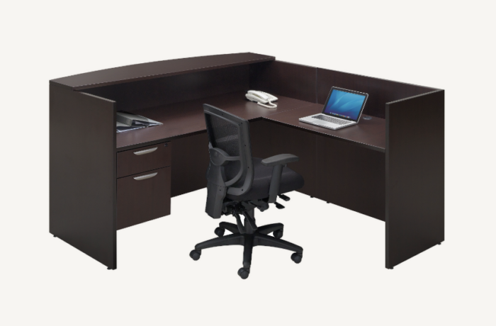 6′ x 6′ Classic Gallery Reception Desk - Denver | Office Furniture
